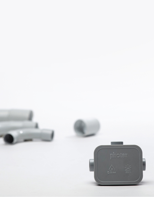 פוטקס. חושבים מחוץ לקופסה - Photex